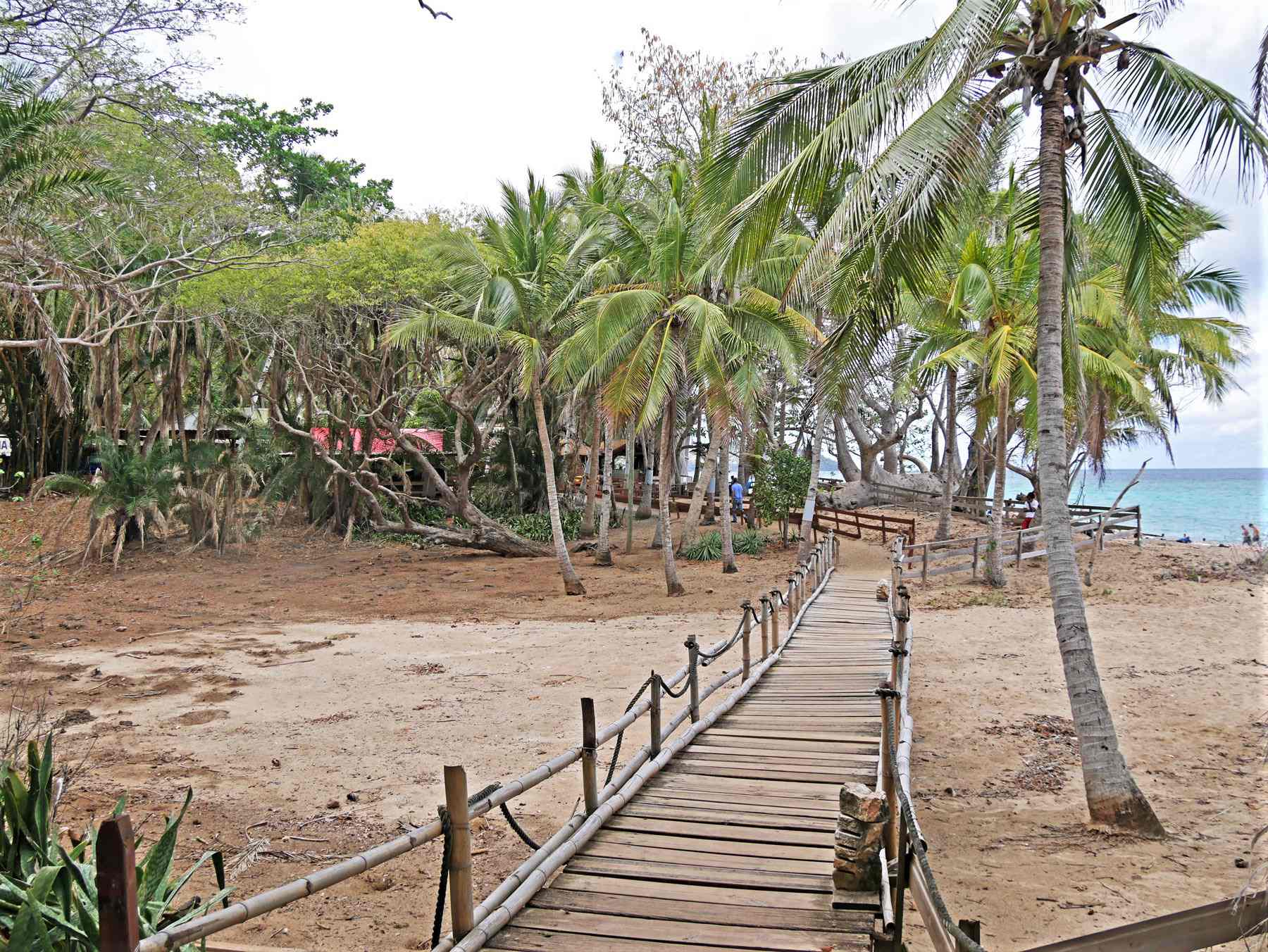 Le sud sauvage et la plage de N’Gouja – Besoindailleurs.fr